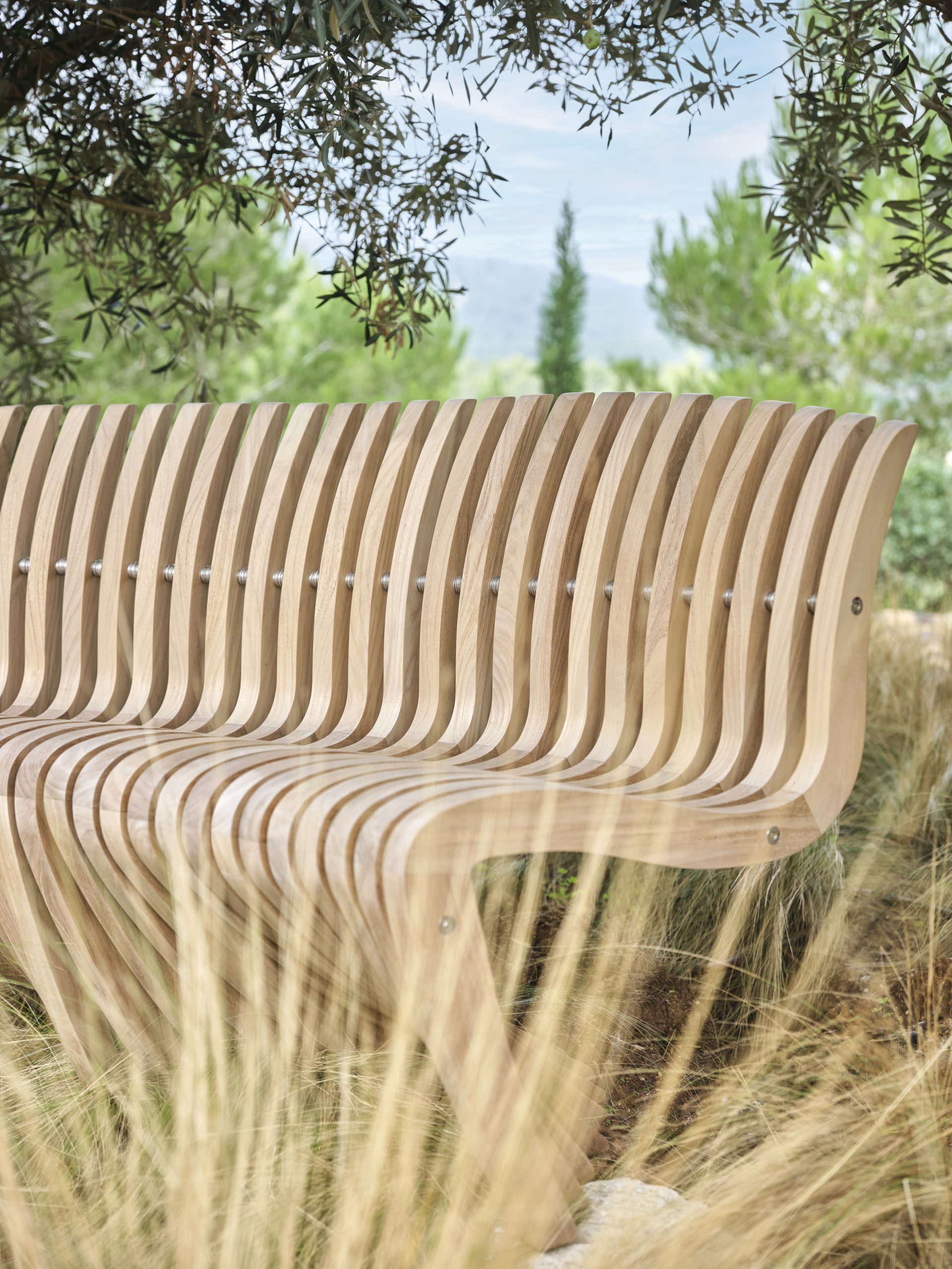 Ribbon Bench - Munder Skiles
